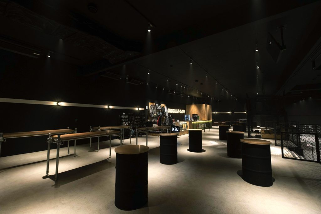 GALLERY | GORILLA HALL